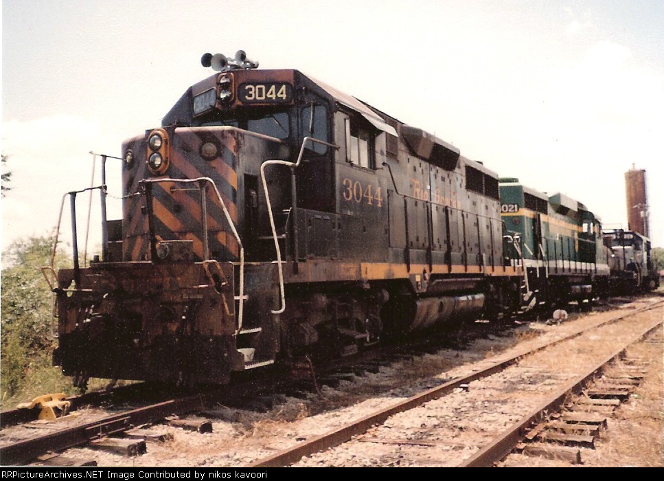 parked power at Airline